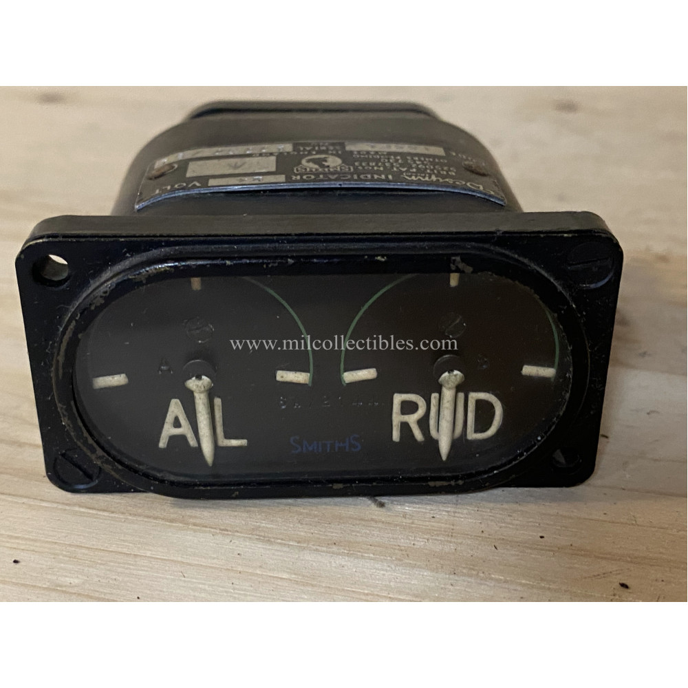 WWII RAF AIRCRFT DUAL TRIM INDICATOR FOR BOMBERS AND FIGHTERS - 11208